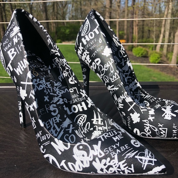 Aldo | Shoes | Aldo Black And White Graffiti Heel | Poshmark